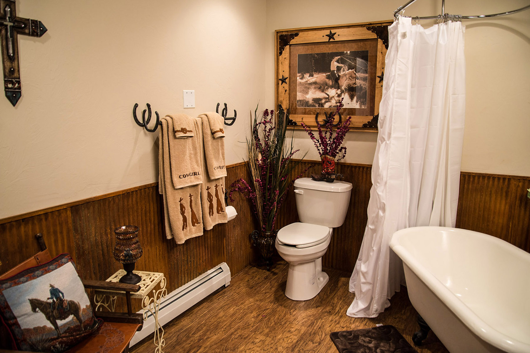 20 Creative Ways to Use Corrugated Metal Panels for Interior Walls in Your House – AprylAnn